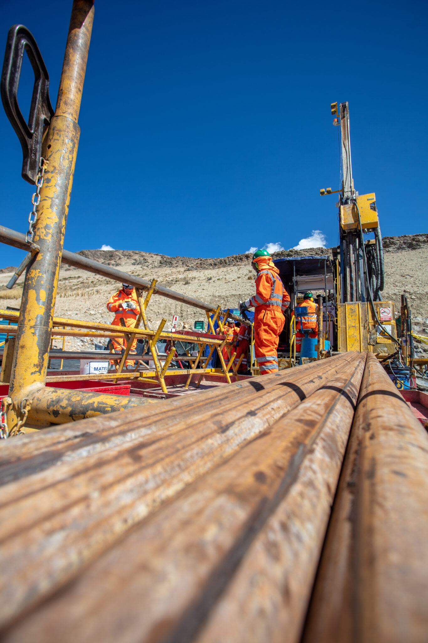 Estudio geotécnico vs. estudio geológico: Conoce sus diferencias - MDH